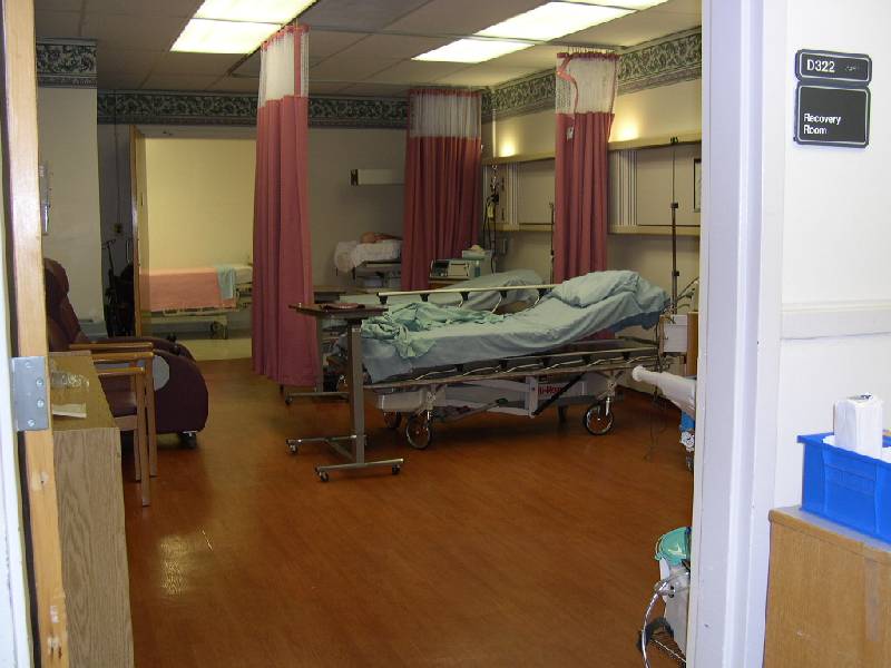 Multi-patient Post-Operative Recovery Room
